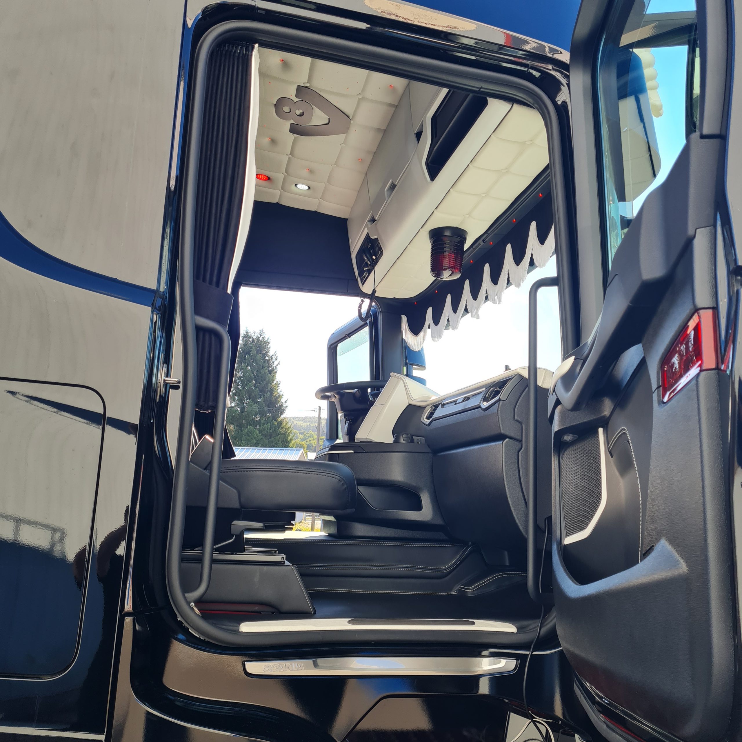 Kay Schubert Scania V8 – Westwood Truck Customs